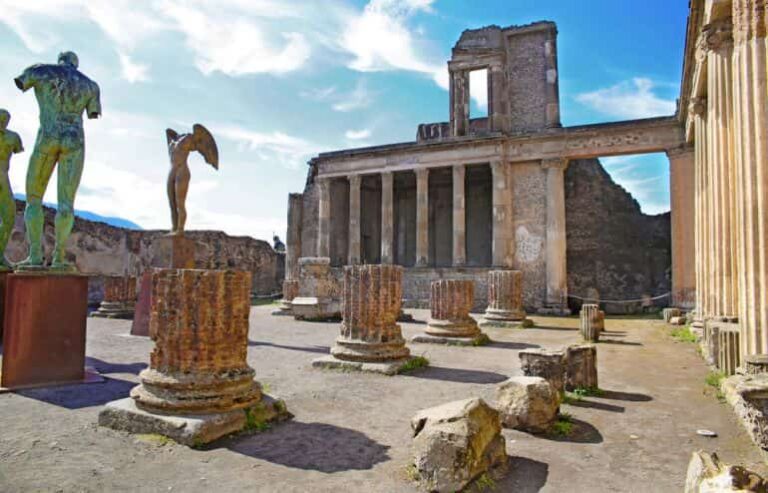 Ancient Pompeii: History and Reconstruction